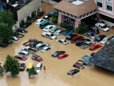 น้ำท่วมรพ.หาดใหญ่ย้ายคนไข้ขึ้นชั้น5 | คมชัดลึก