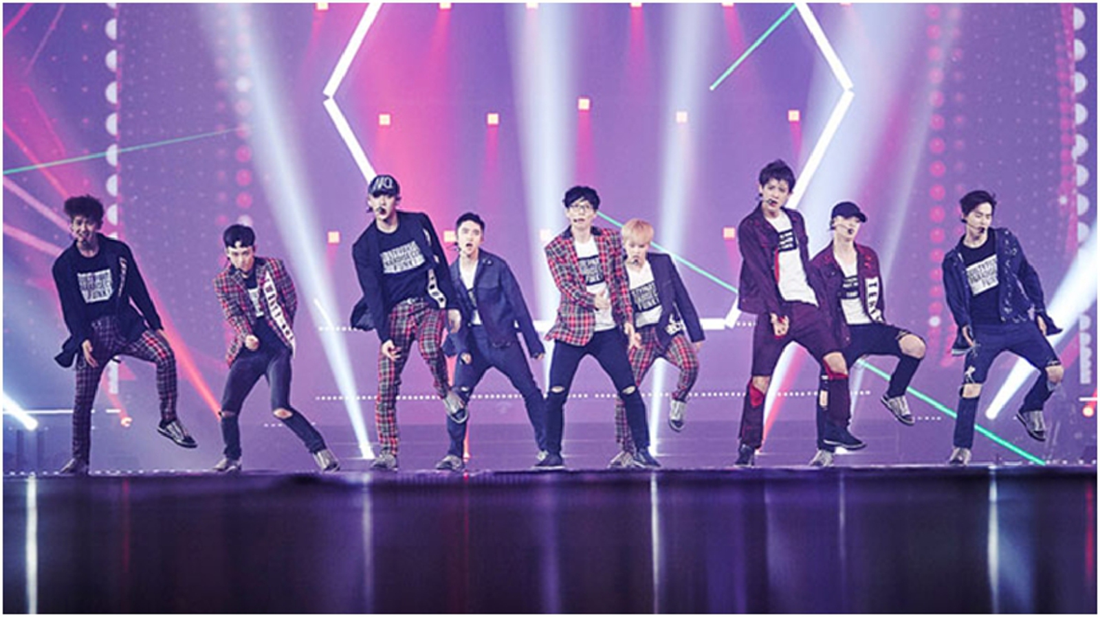 ยูแจกซอก ร่วมแดนซ์กับ เอ็กซ์โซ ใน “Dancing King”