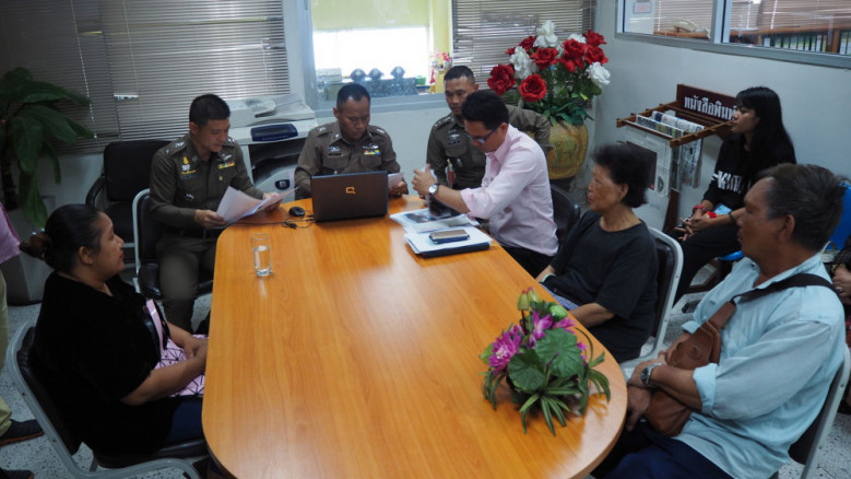 พ่อแม่ผู้ต้องขังเหยื่อซ่อมดับ แจ้งความหาคนผิด | คมชัดลึก