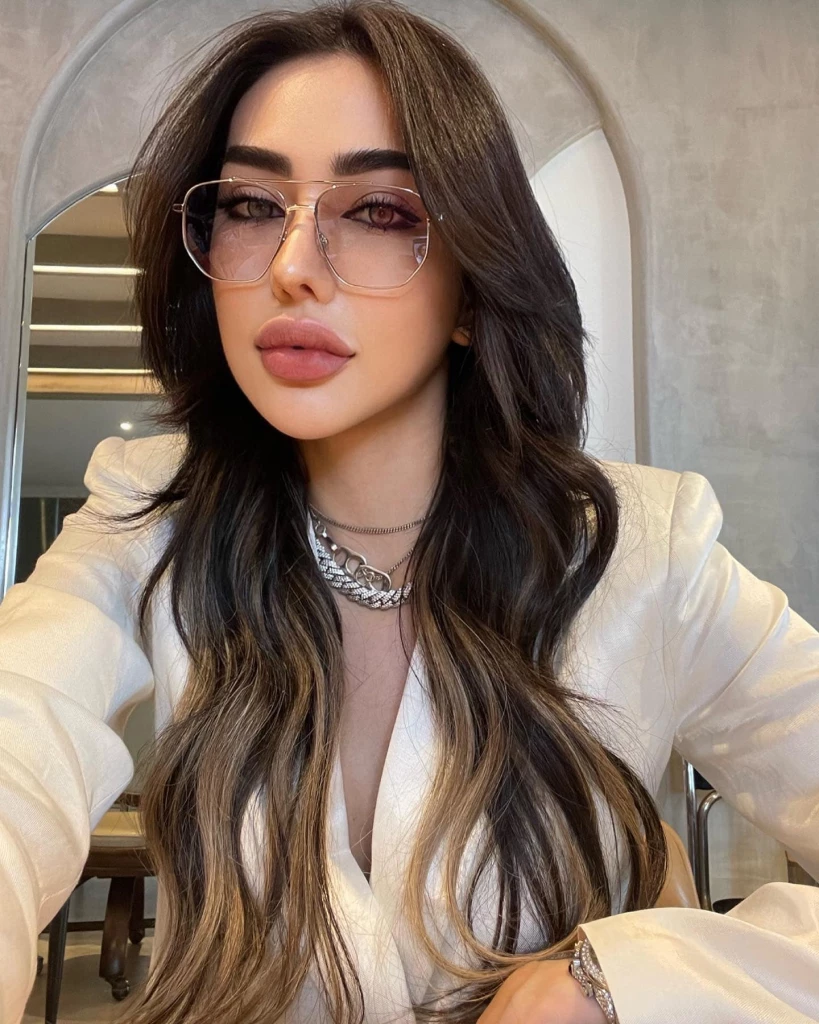 ส่องประวัติ "เบล บุษยา" ลูกสาว "บรรยิน" คนนี้ไง ดีกรีไม่ธรรมดา