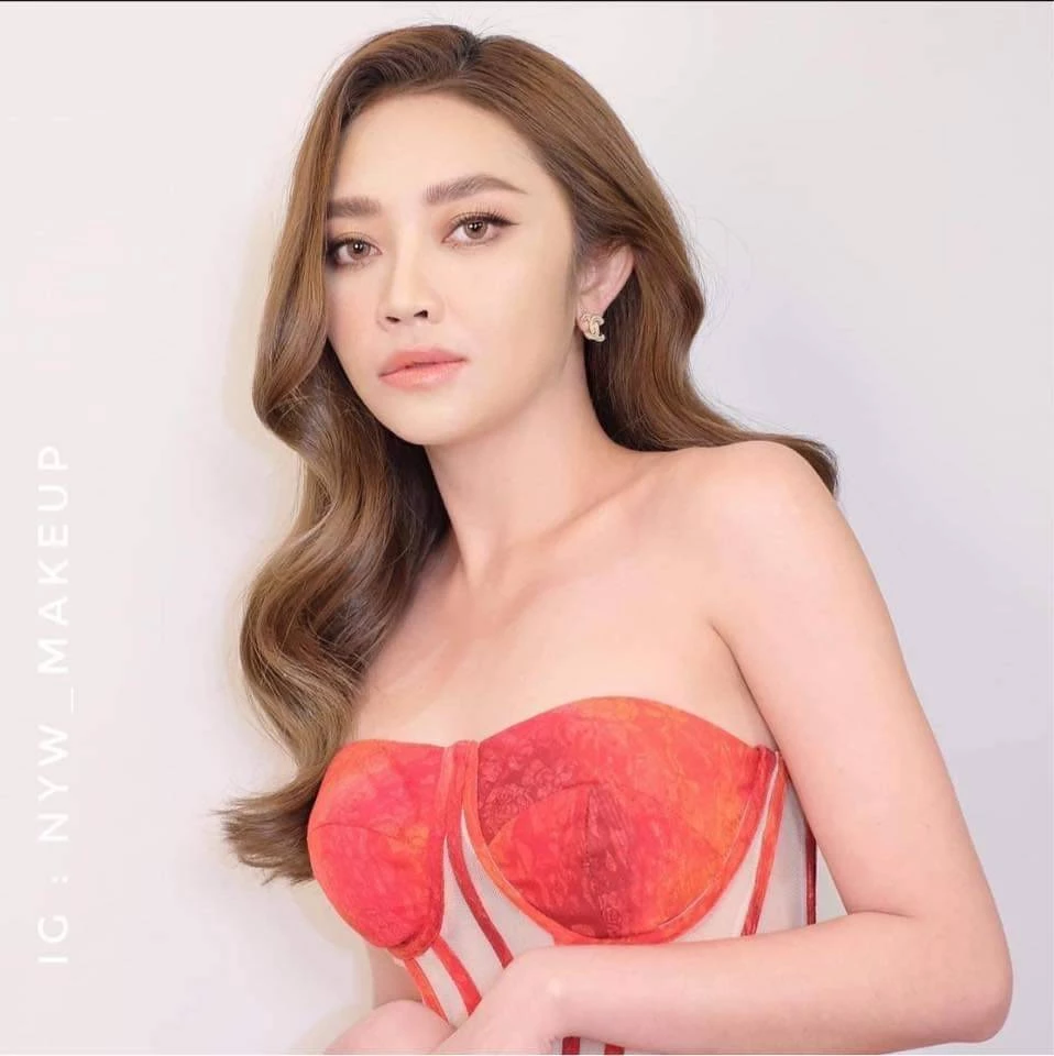 แห่ยินดี "แอน อรดี" ผู้เข้าชิง "คมชัดลึก ลูกทุ่งอวอร์ด" สานฝันเป็นจริง