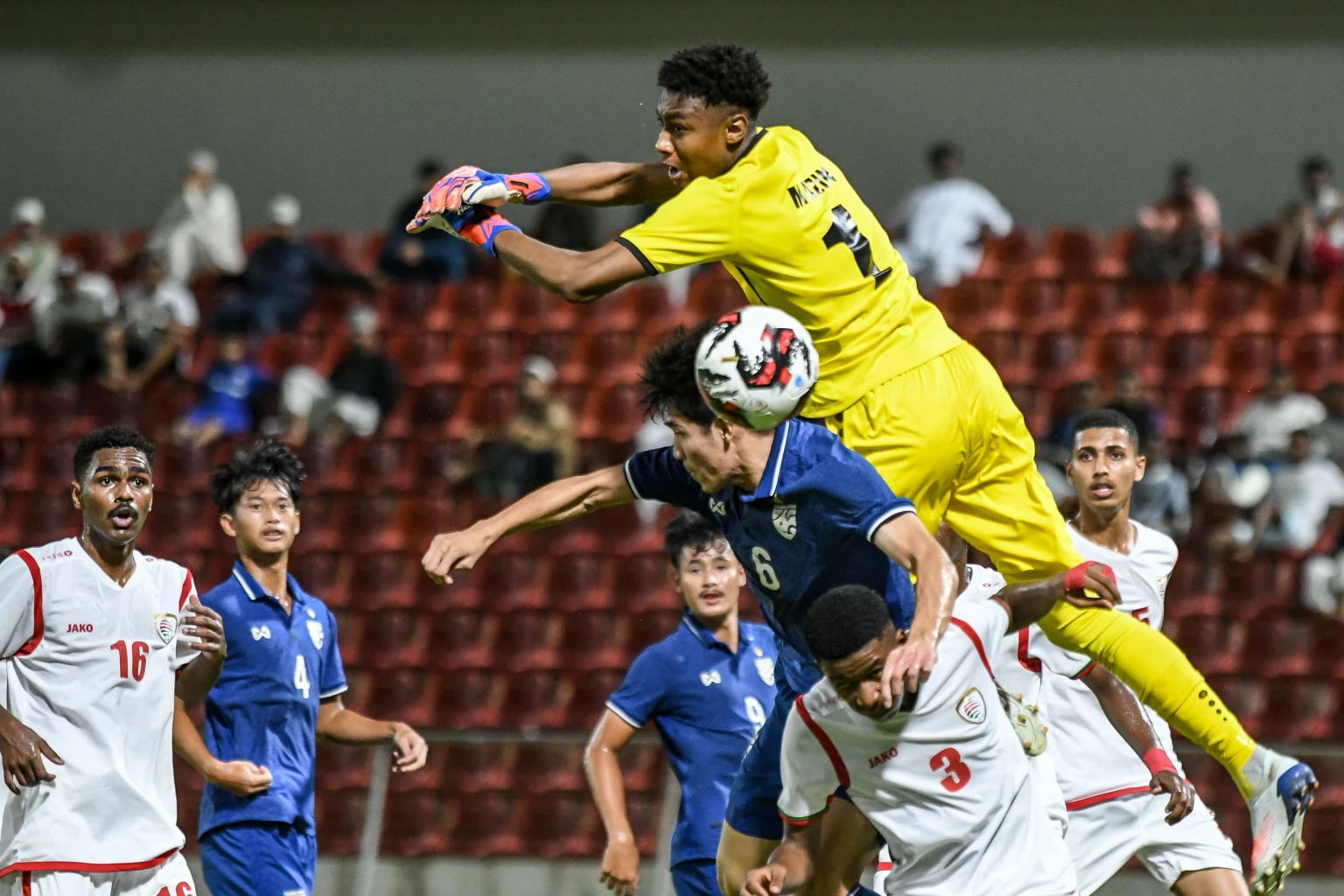 "ทีมชาติไทย U20" สุดช้ำพ่าย โอมาน หล่นไปอยู่ที่ 2 ของกลุ่ม 𝐀𝐅𝐂 𝐔𝟐𝟎