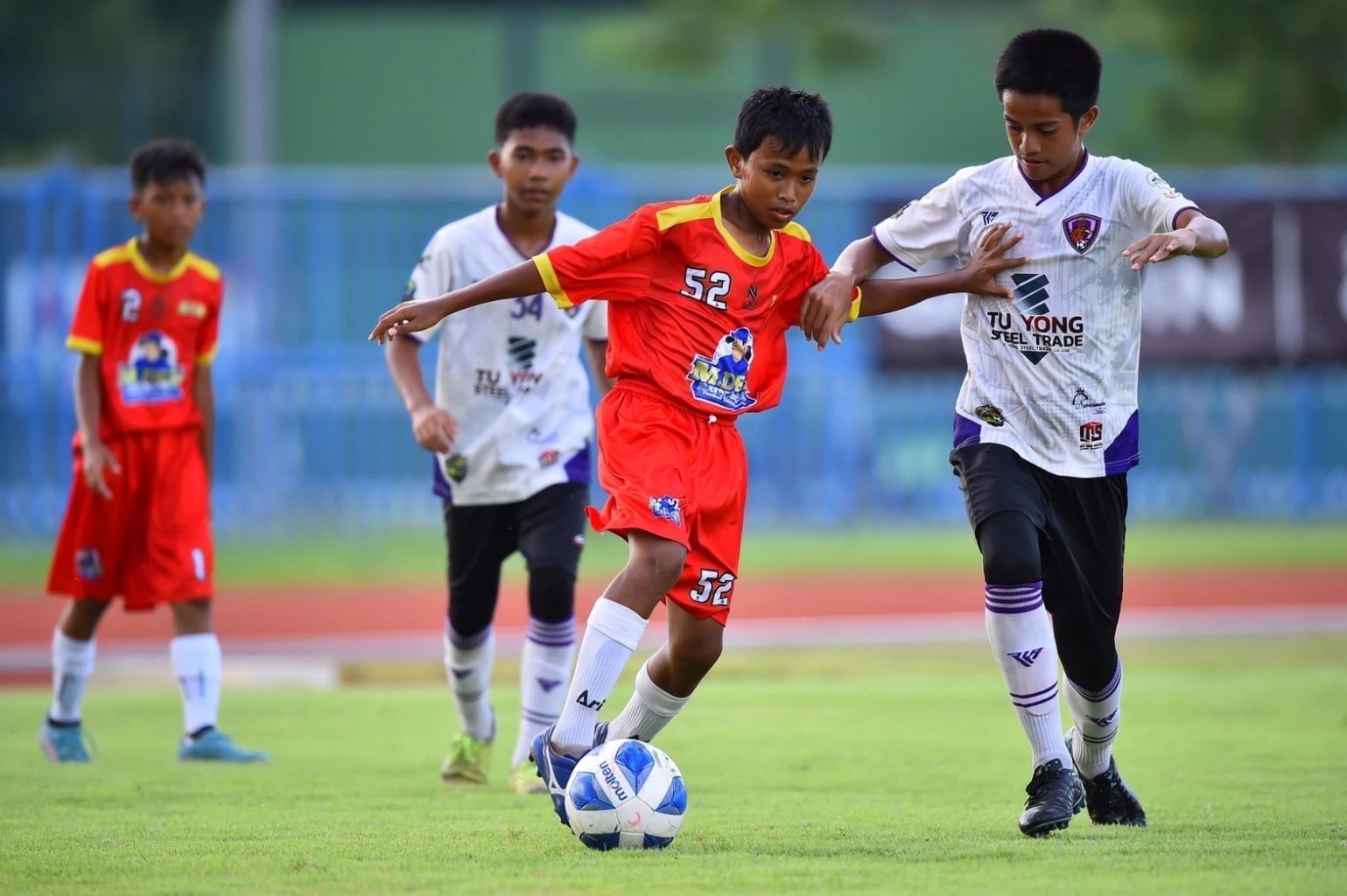 'เทศบาลปลูกปัญญาฯ' ซิวภาคใต้ - วชิราลัย แชมป์ภาคเหนือ Chang Junior Cup 2023