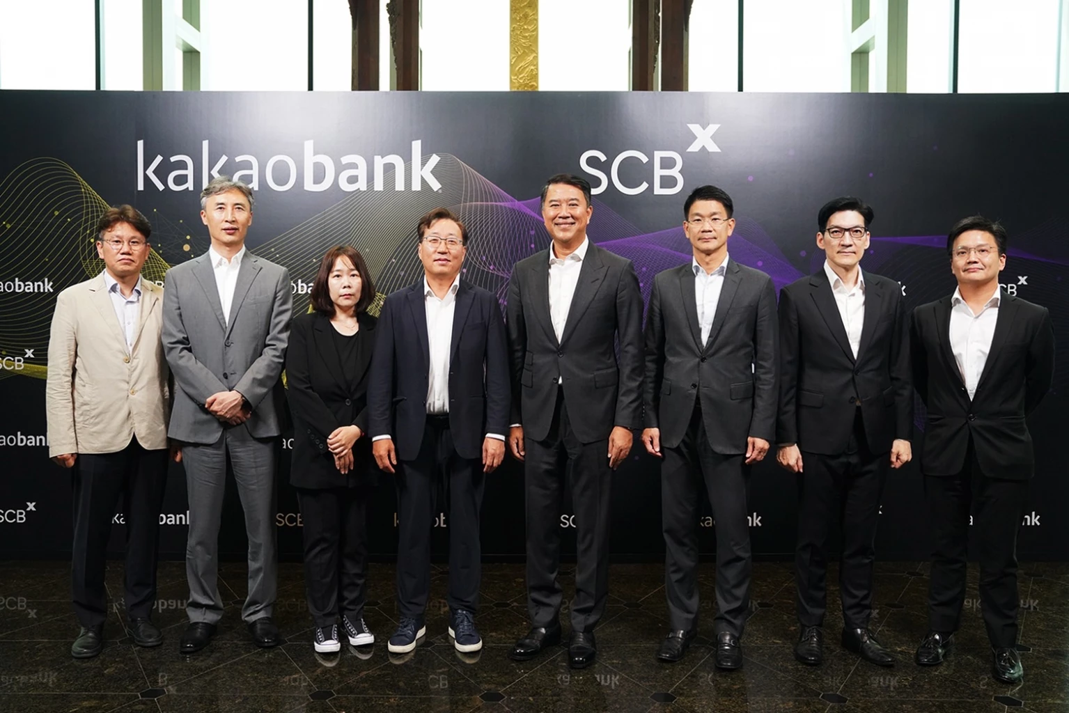 ยานแม่ลงจอด 'SCBX' จับมือ Kakaobank เตรียมเปิด Virtual Bank แห่งแรกในไทย