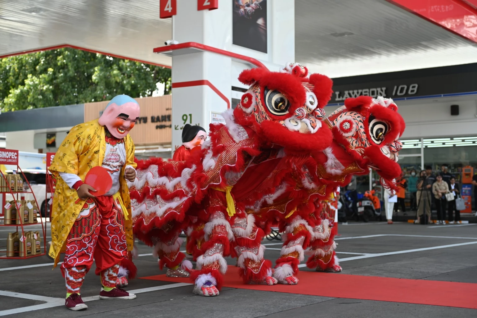 'SINOPEC SUSCO' เปิดตัวสถานีบริการน้ำมันสัญชาติไทย - จีน สาขาแรกในไทย