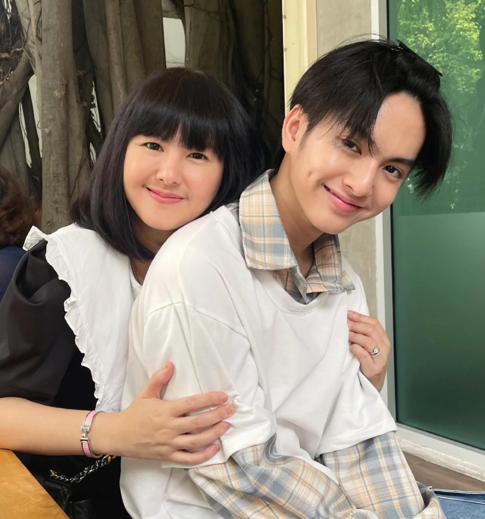 แม่สุดภูมิใจ 'คอปเปอร์' พี่ชายชิกิต้า สู้ตั้งแต่ 14 เดบิวต์บอยแบนด์ BUS