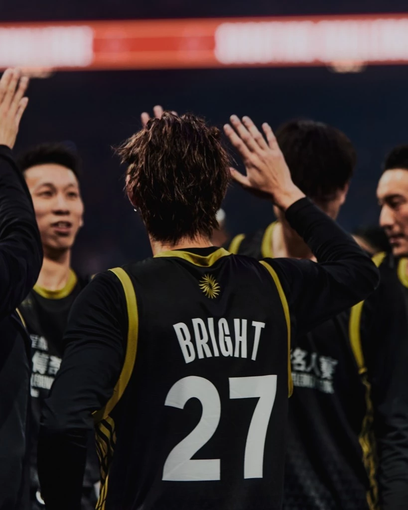 อัลบั้มรูป : "BRIGHT" ปังมาก "ไบร์ท วชิรวิชญ์" ลงแข่งบาสใน "NBA" | คมชัดลึก