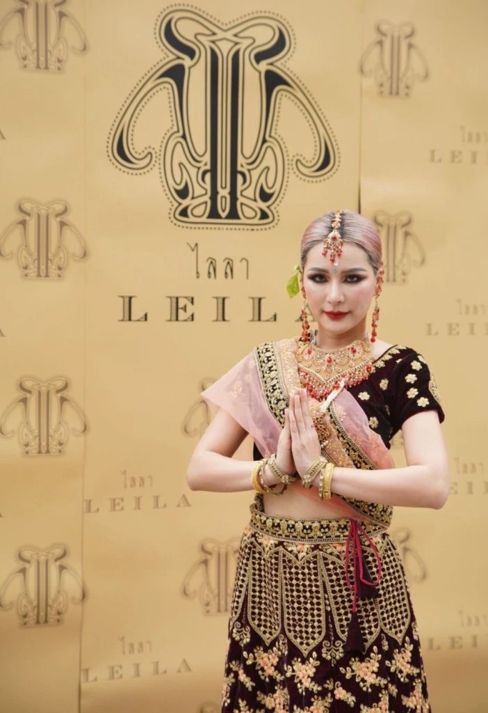 อัลบั้มรูป : ขนลุก "จันจิ" องค์แม่ประทับ รำถวาย"ศรีคเณศลักษมีบารมีโชค" | คมชัดลึก