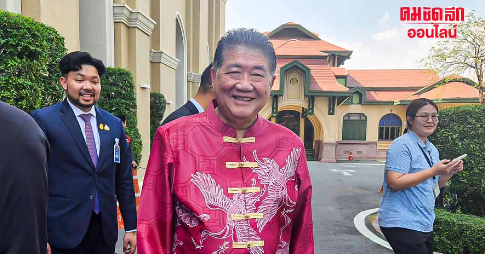 “ภูมิธรรม” ปัดไม่ทราบ “ทักษิณ” ถูกแจ้งข้อหา “มาตรา 112” | SootinClaimon.Com